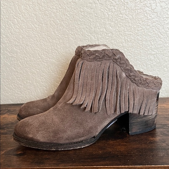 freebird | Shoes | Freebird Lucy Mule Leather Ankle Boot Tan Suede With ...